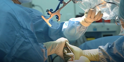 How Robotic Arm-Assisted Joint Replacement Benefits Both Patients and ...